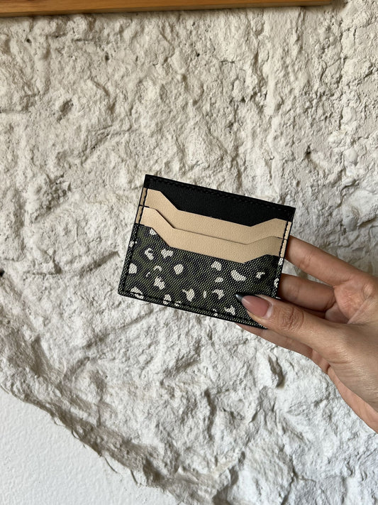 Cardholders – Palma
